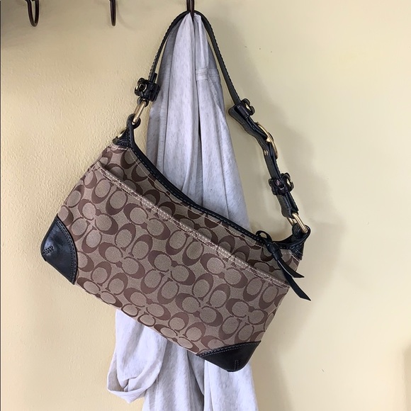 Coach | Bags | Coach Signature Zip Hobo | Poshmark